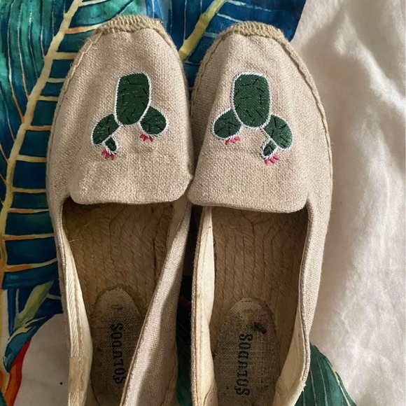Soludos | Shoes | Soludos Embroidered Cactus Espadrilles Slip On Womens ...